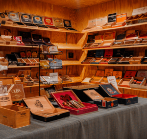 Mastering Cigar Lounge Etiquette - North of Havana